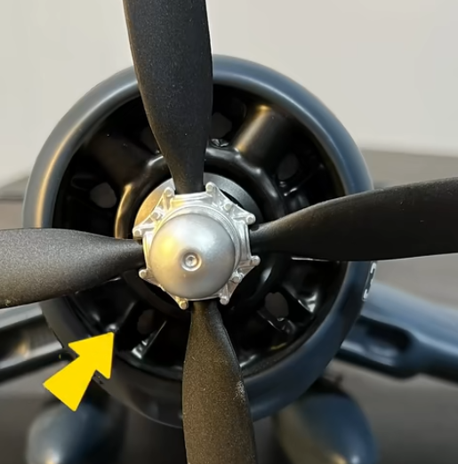 FMS beginner and warbirds RC plane - Motor Shaft is not centered / RC ...